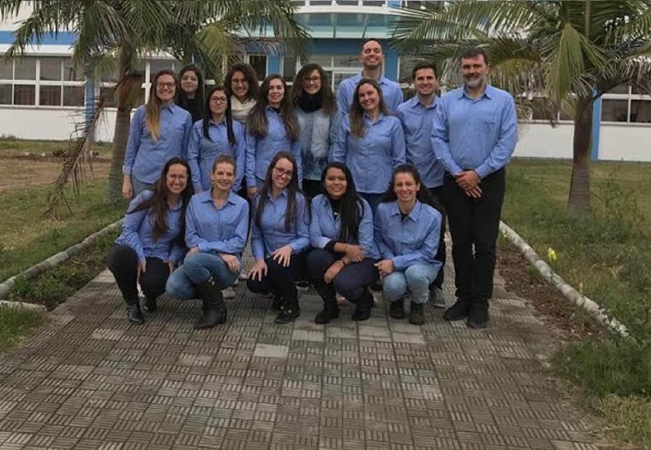 HPLC - Laboratório de Análises de Compostos Orgânicos e Metais - LACOM